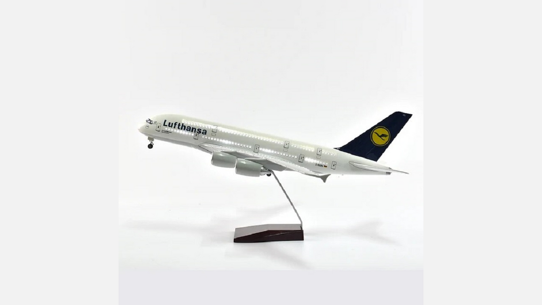 Mô hình Máy bay lắp ghép Lufthansa Airbus A380 47cm Chính Hãng Giá Rẻ